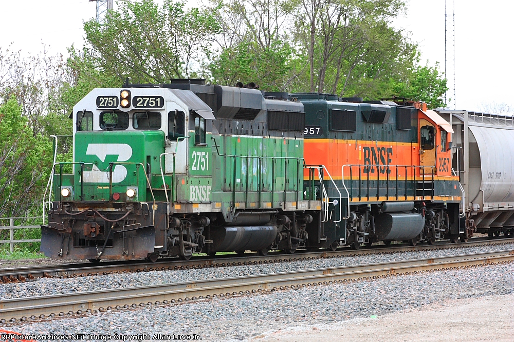 BNSF 2751